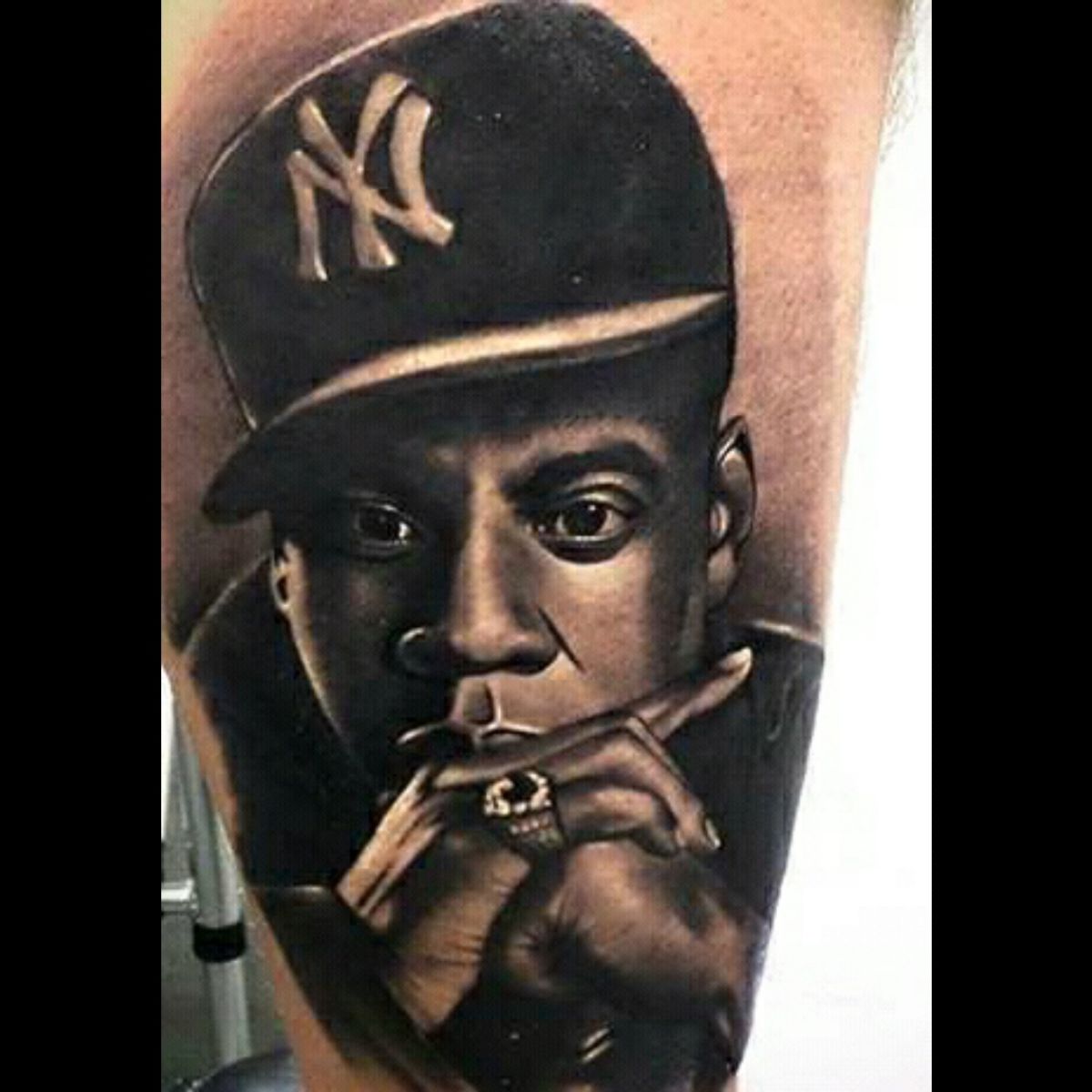 Tattoo uploaded by Ocelotl • #JayZ #Rapper #BlackWork • Tattoodo