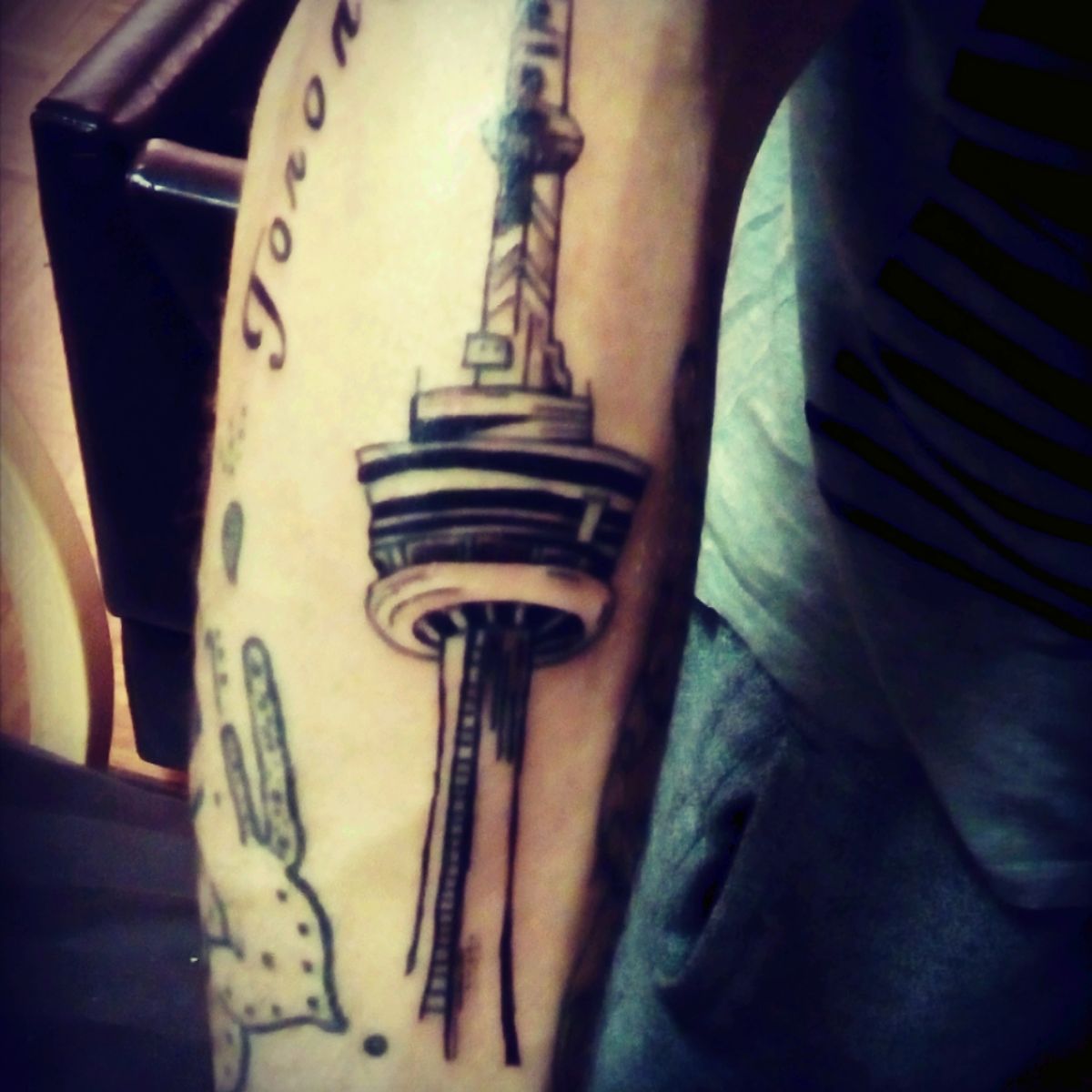 Tattoo uploaded by MaCo De Leon • CN Tower • Tattoodo