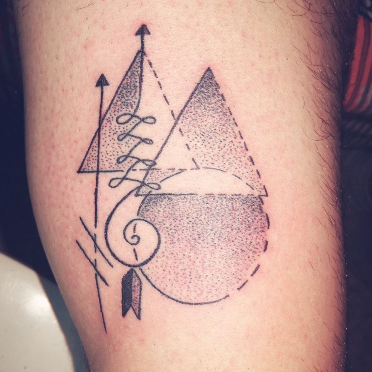 Tattoo uploaded by Mirko Simbula • Geometric Tattoo unalome 🕉️🔝 # ...