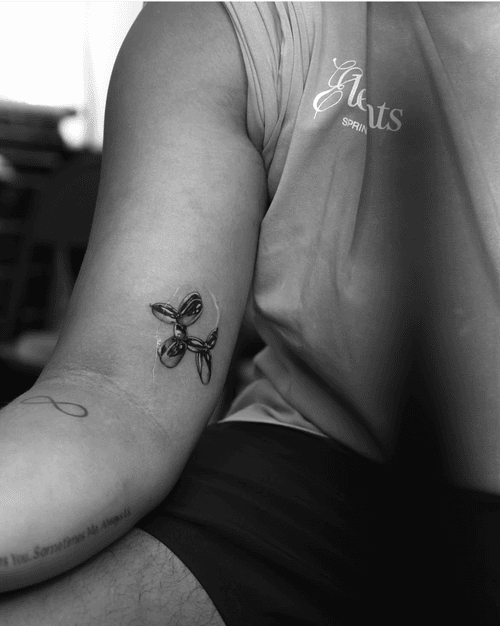 Tattoo uploaded by Victoria Negrea • Tattoodo