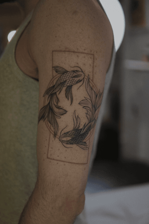 Geometric Fine Line Abstraction • Tattoodo