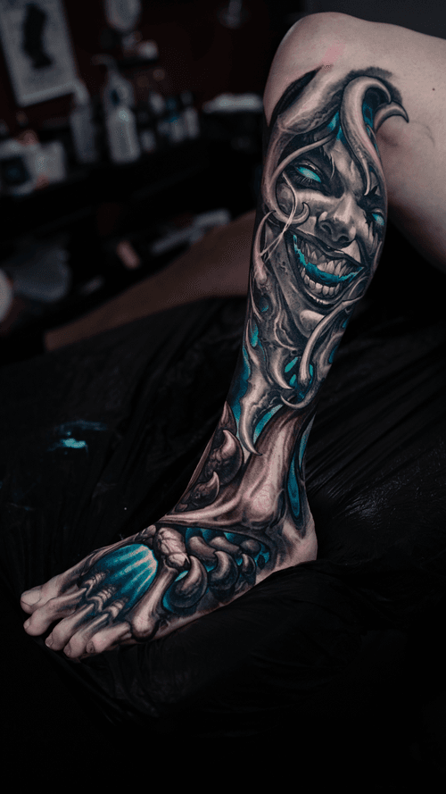 Distorted Face Foot Tattoo • Tattoodo