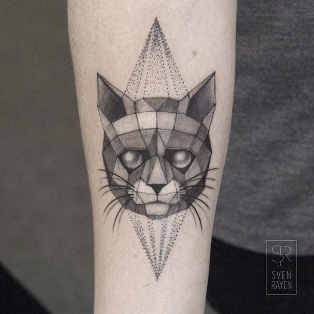 Tattoo uploaded by JenTheRipper • Sven Rayen is the specialist of low ...