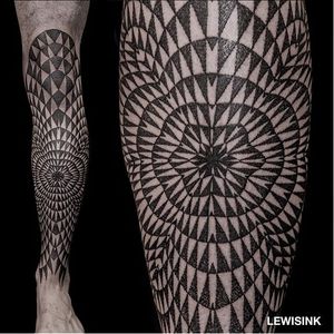 Tattoo uploaded by Xavier • Pointillism optical illusion tattoo by ...