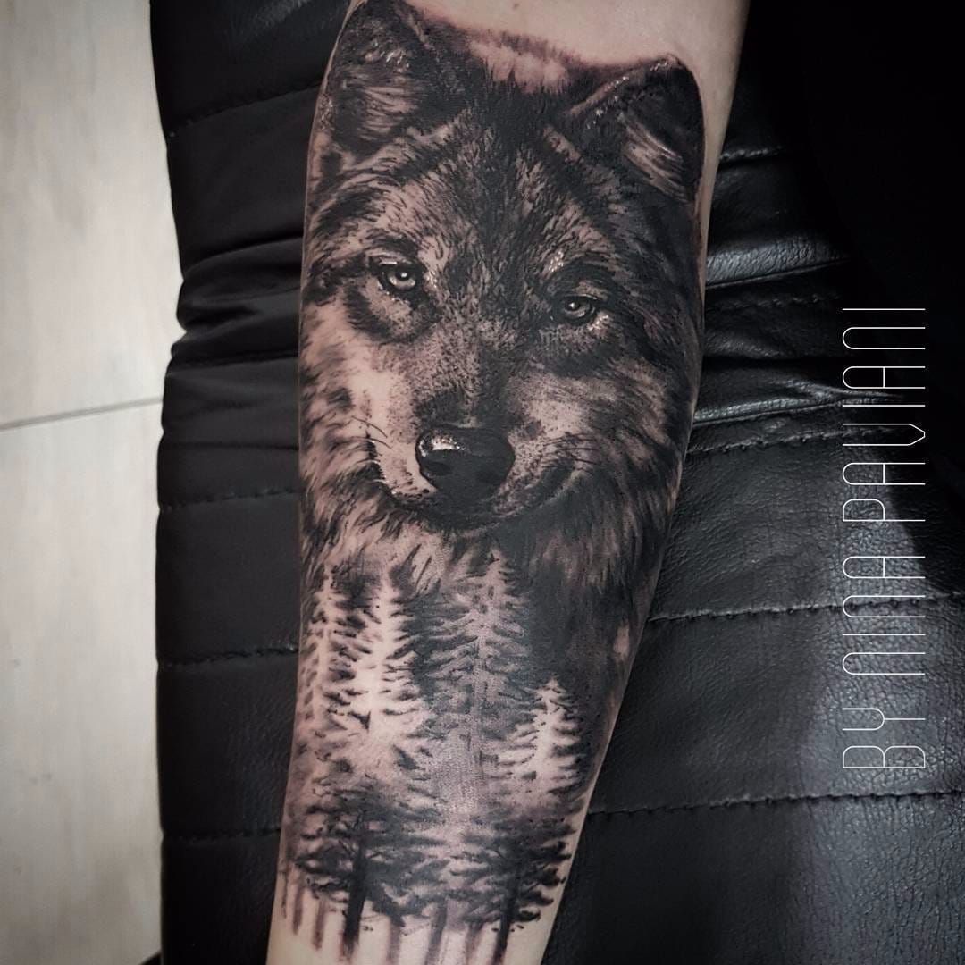 Wolf Tattoo Back Guy