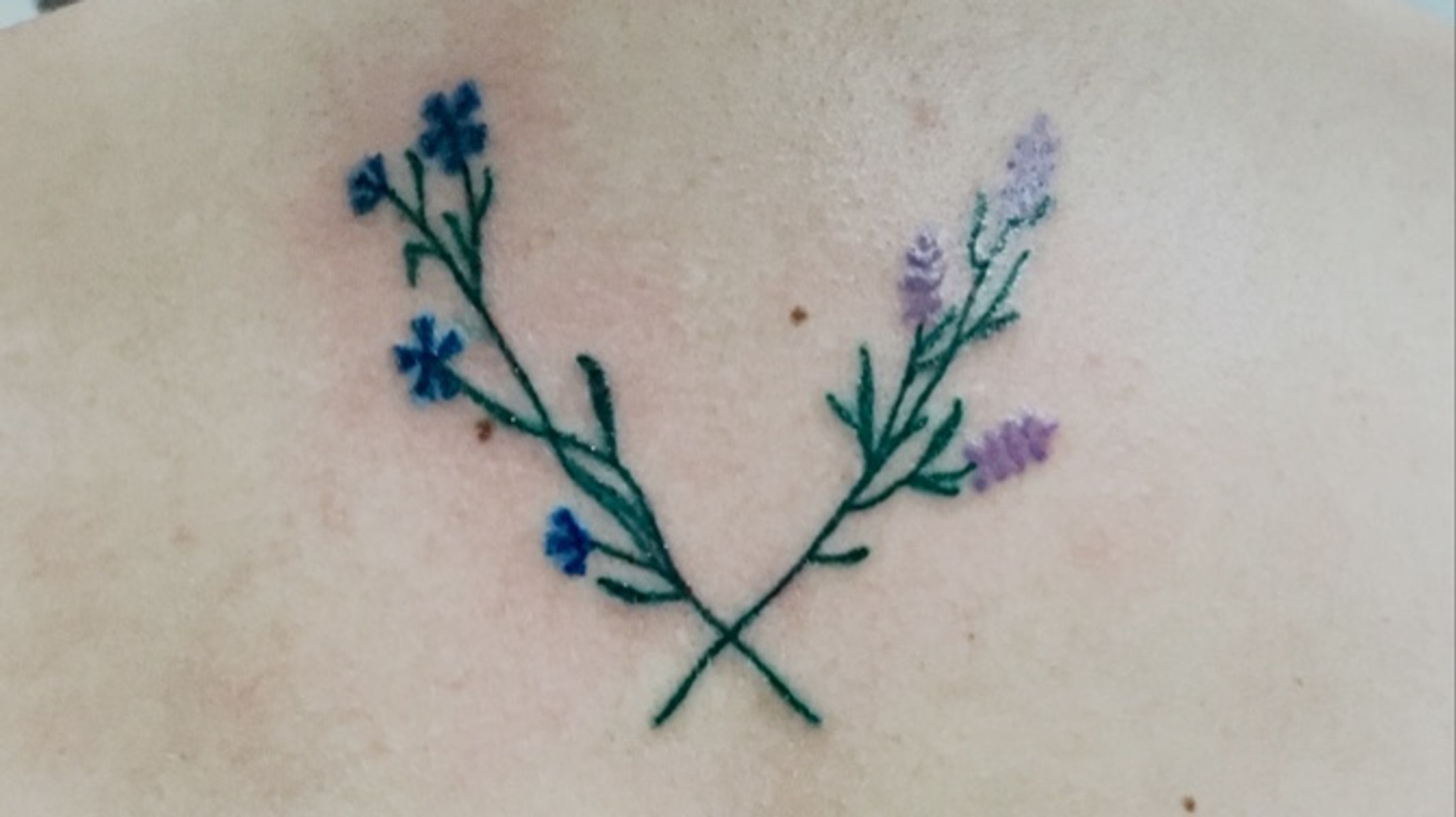 Tattoo uploaded by Cristiana Cipollini • Flower power • Tattoodo