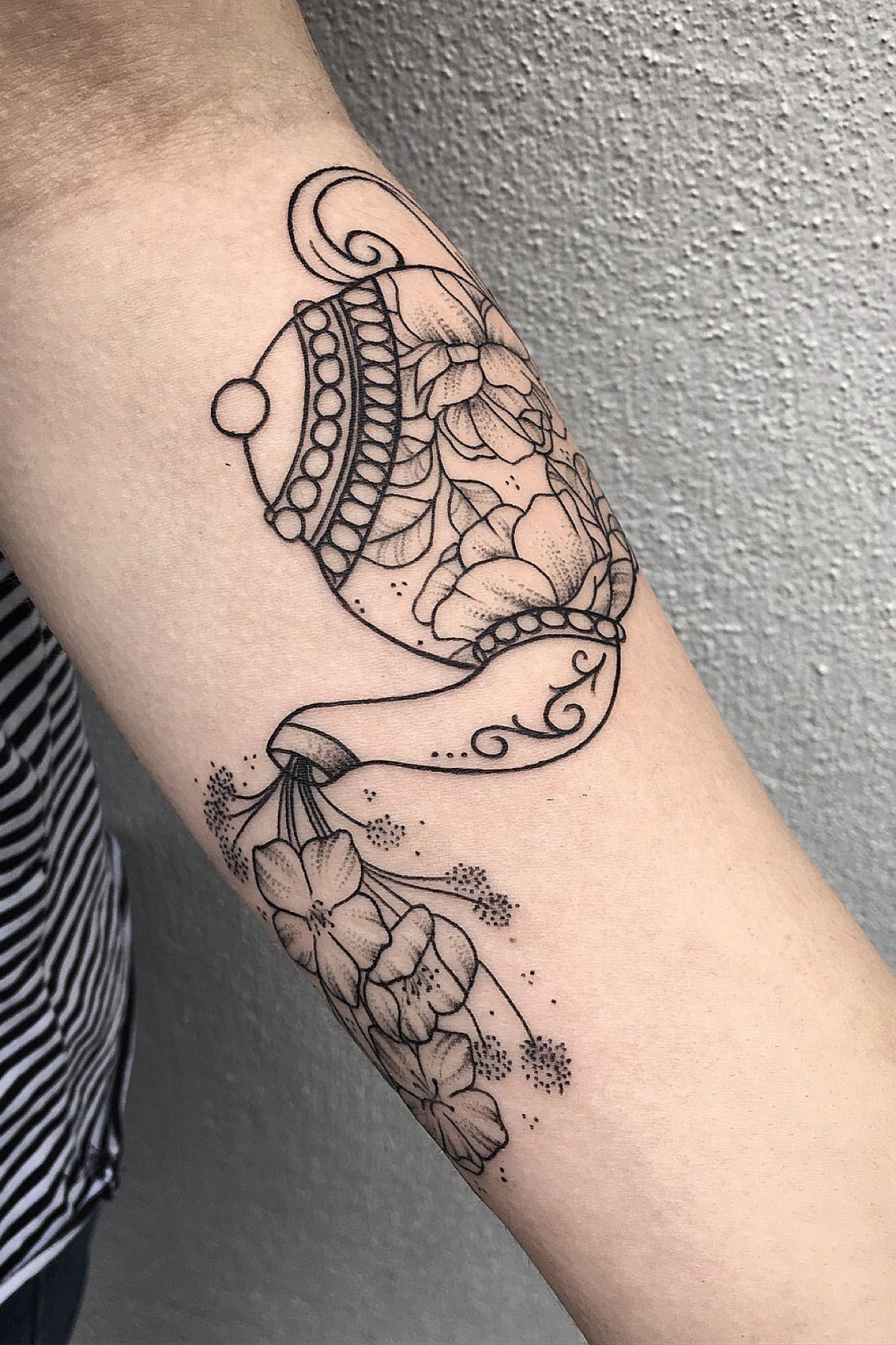 Tattoo uploaded by Gee Hawkes • Tattoodo