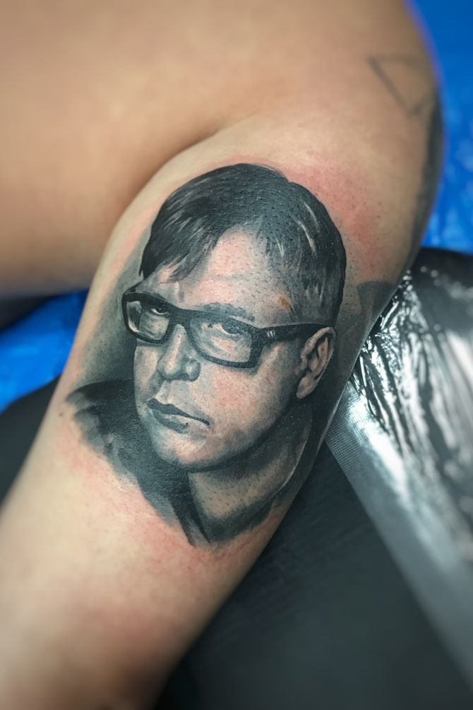 Rodney Weiss's Instagram, Twitter & Facebook on IDCrawl