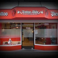 Tattoo Slide • Tattoo Studio • Tattoodo