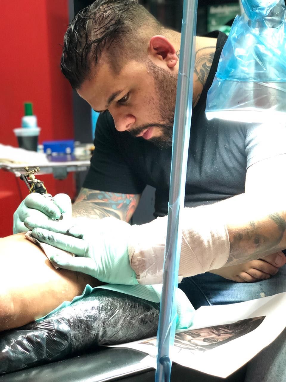 Robert Pichardo - Robert Tattoo • Tattoo Artist • Book Now • Tattoodo