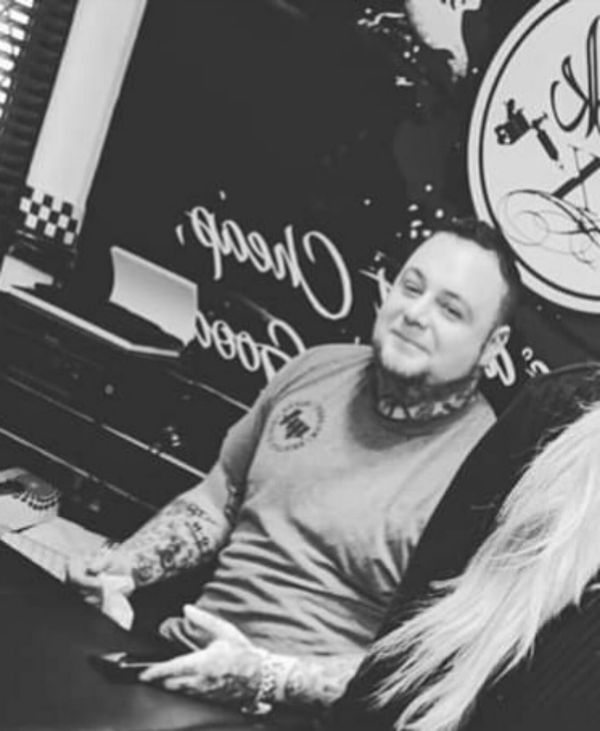 Neil Scott • Tattoo Artist • Tattoodo
