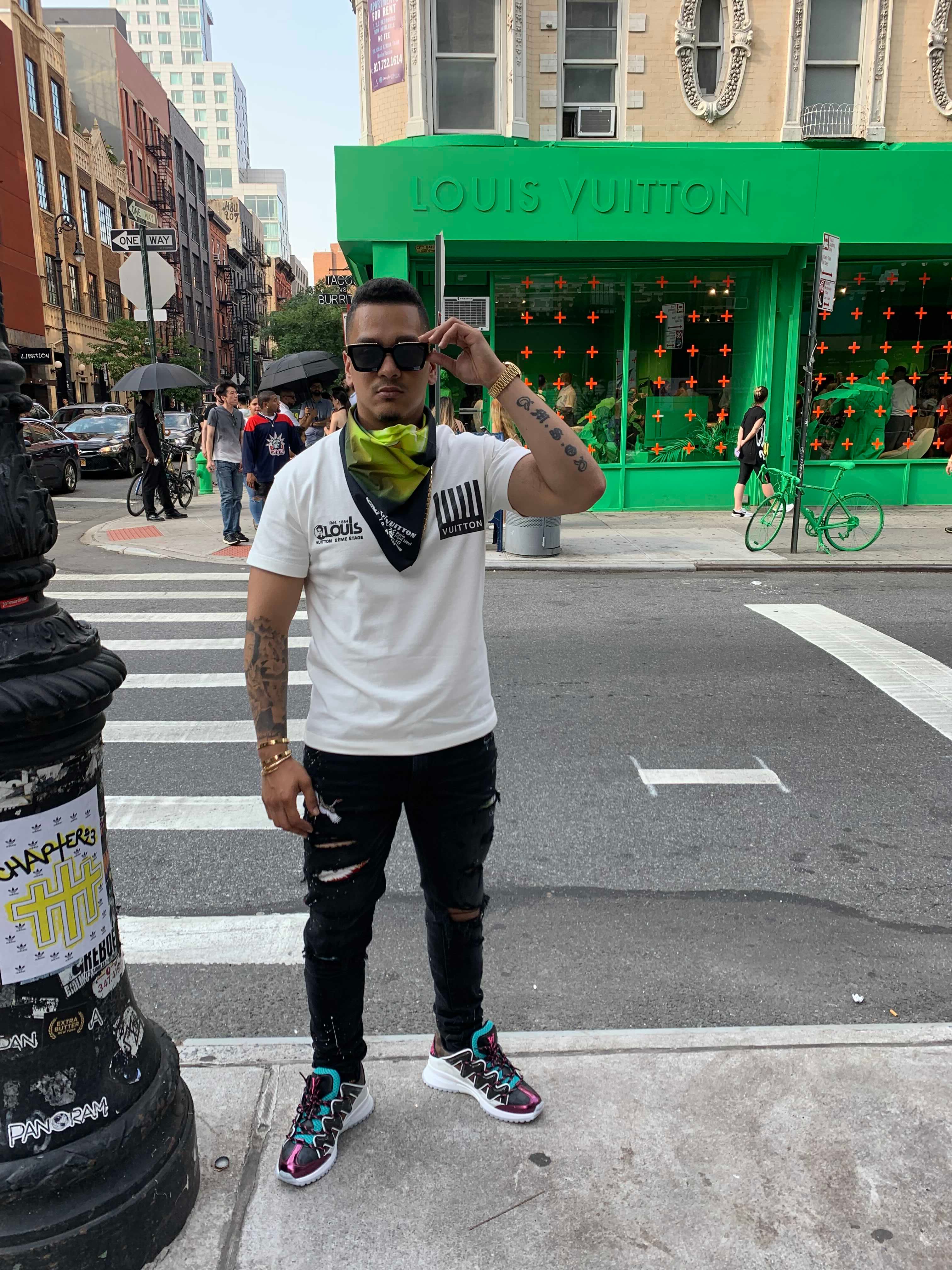 mrrottenapple • Tattoo Artist • Tattoodo