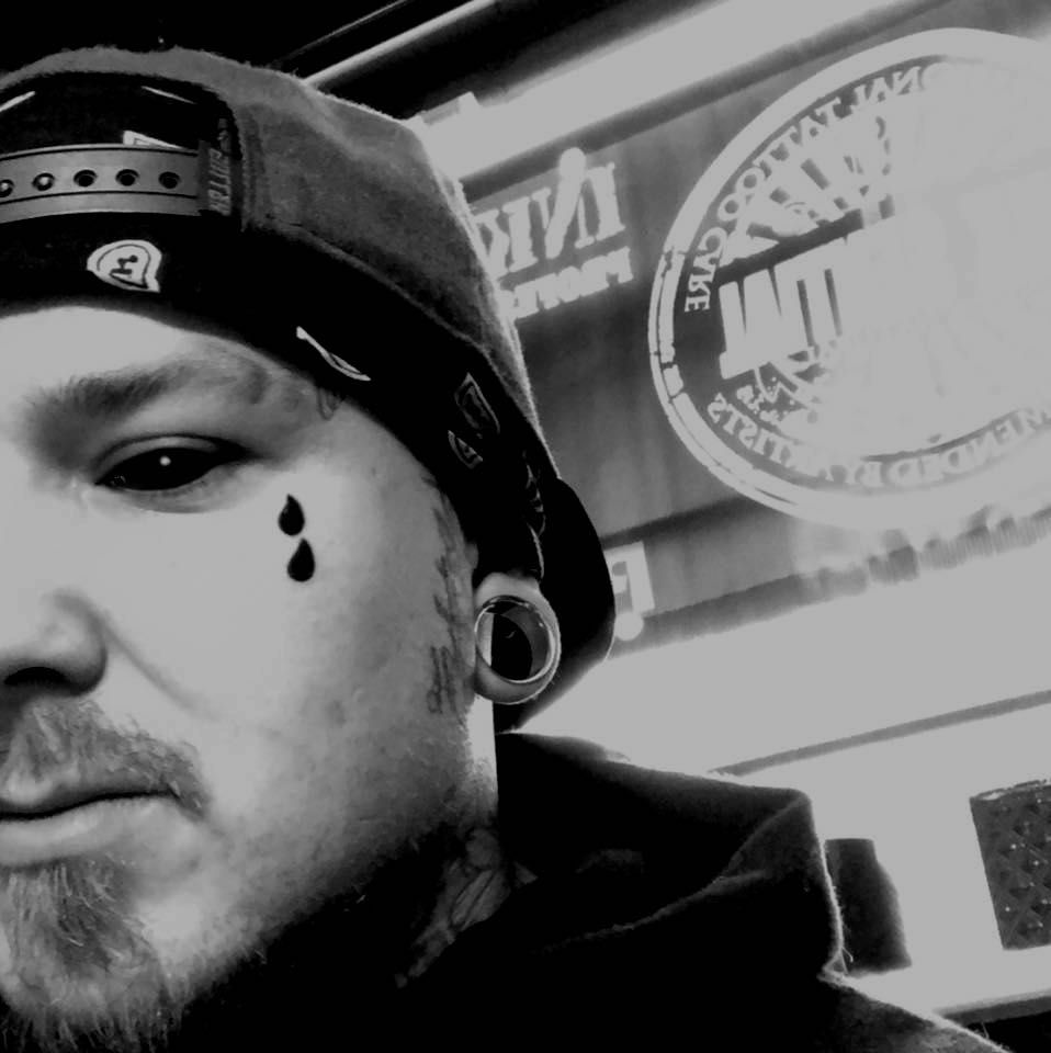 Richard Perry • Tattoo Artist • Book Now • Tattoodo