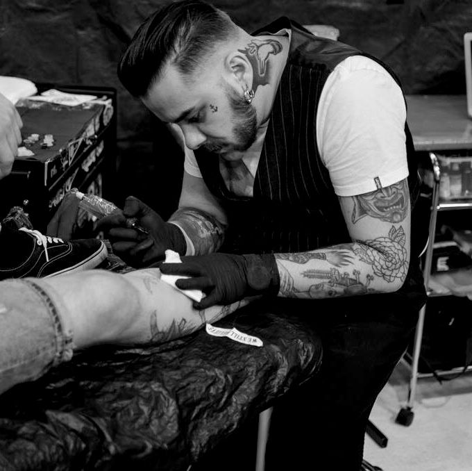 Christos koumpoudietas • Tattoo Artist • Book Now • Tattoodo
