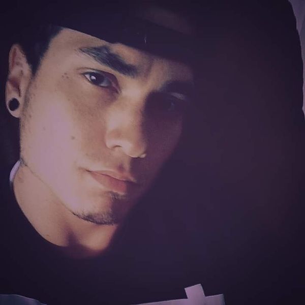 Switch • Tattoo Artist • Tattoodo