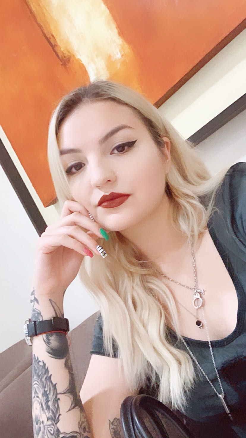 Itzel Vives • Tattoo Artist • Tattoodo