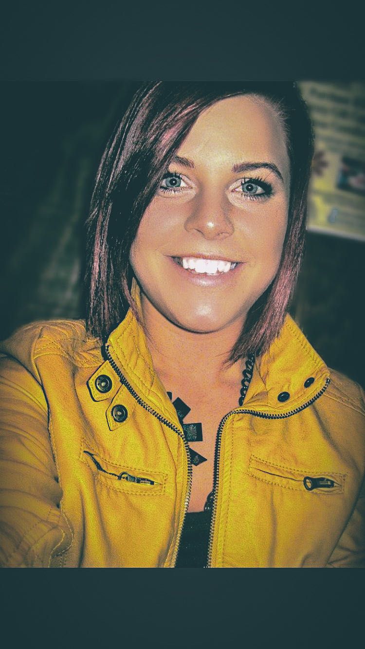 Alexandra Deyoung's Instagram, Twitter & Facebook on IDCrawl