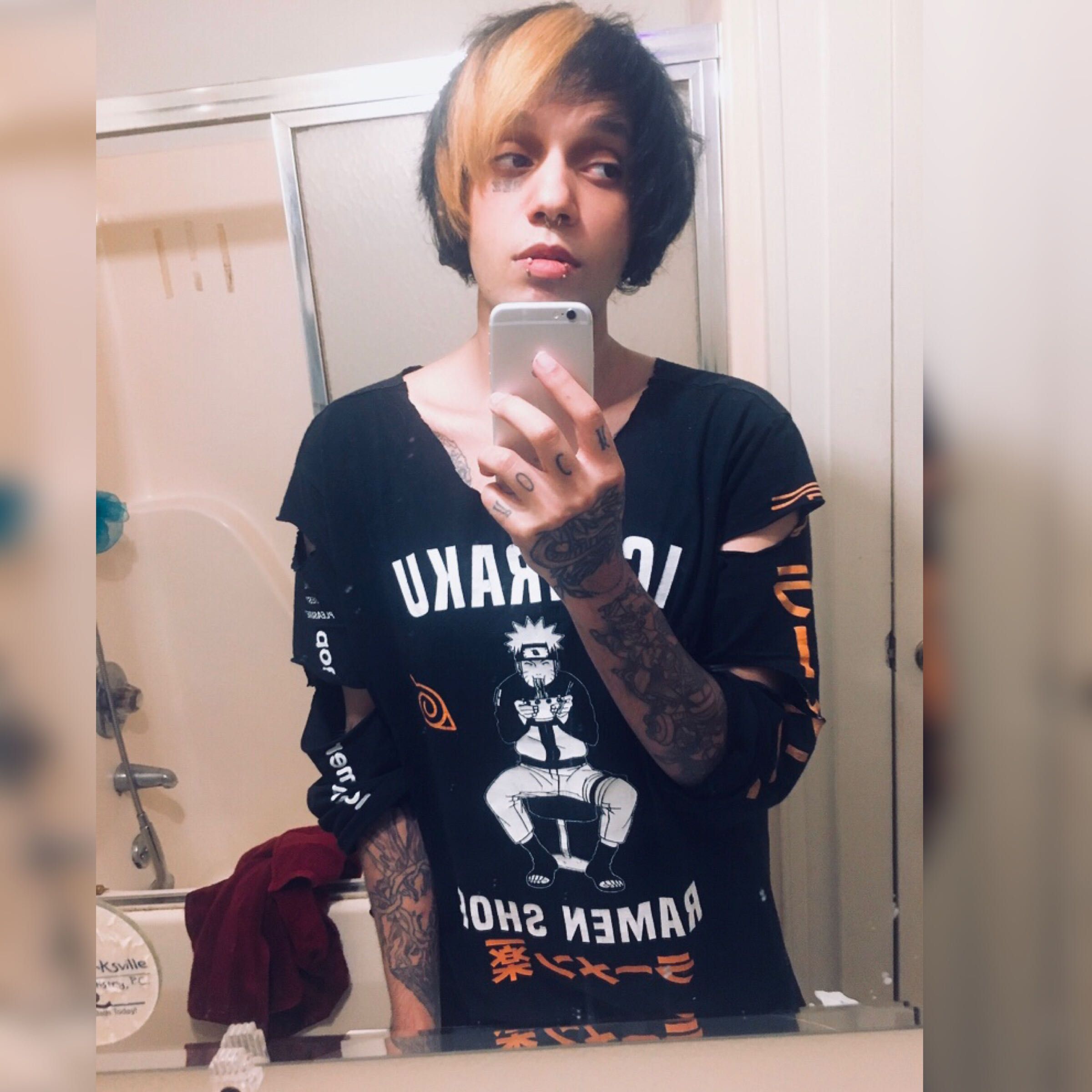 Tai Tanic • Tattoo Artist • Book Now • Tattoodo