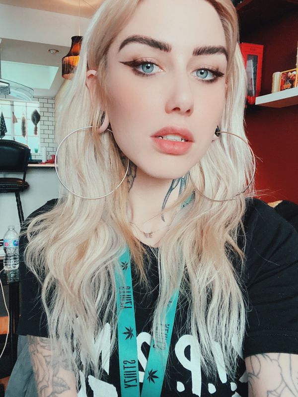 Roxanne Crisp • Tattoo Artist • Tattoodo