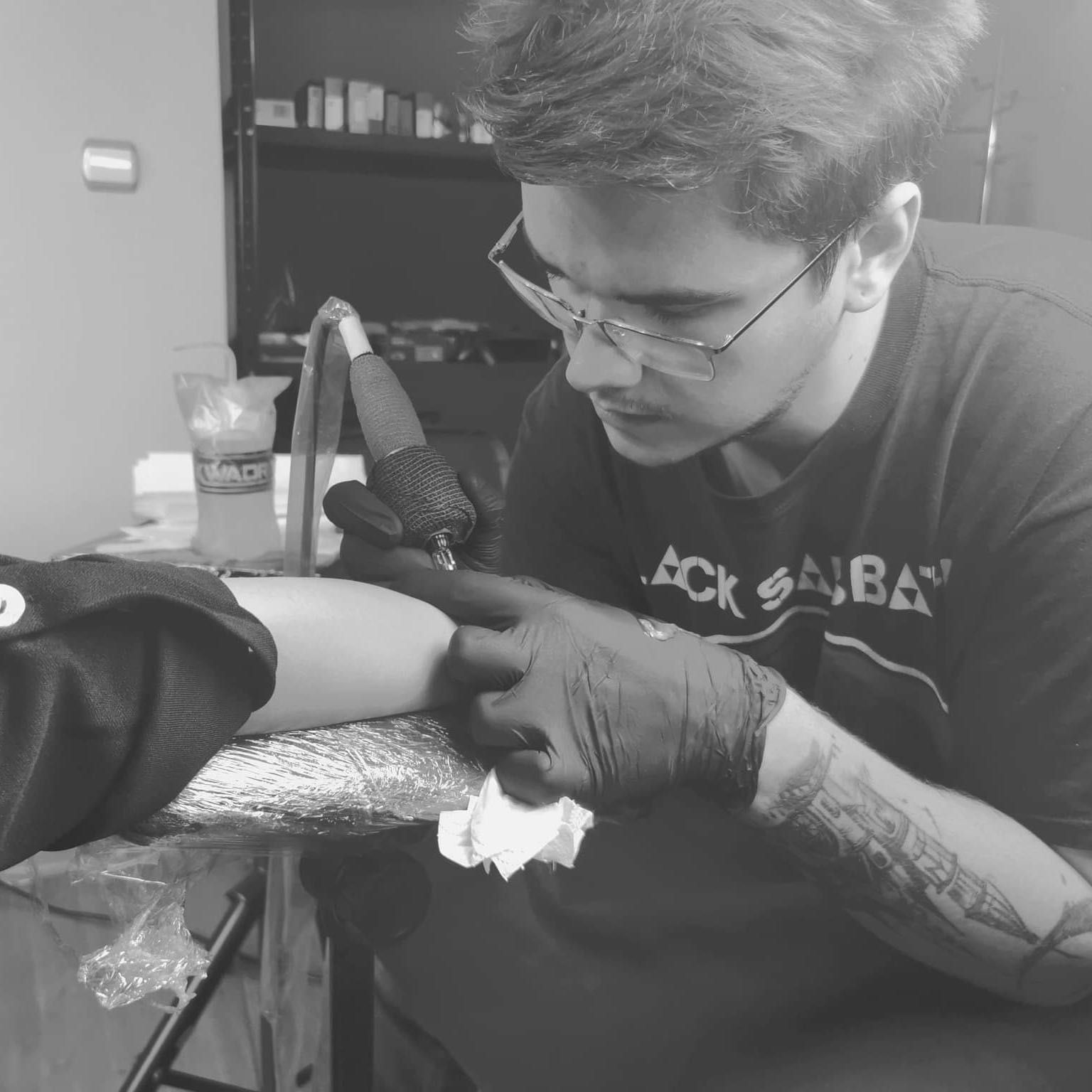 @DanLisTattoo • Tattoo Artist • Book Now • Tattoodo