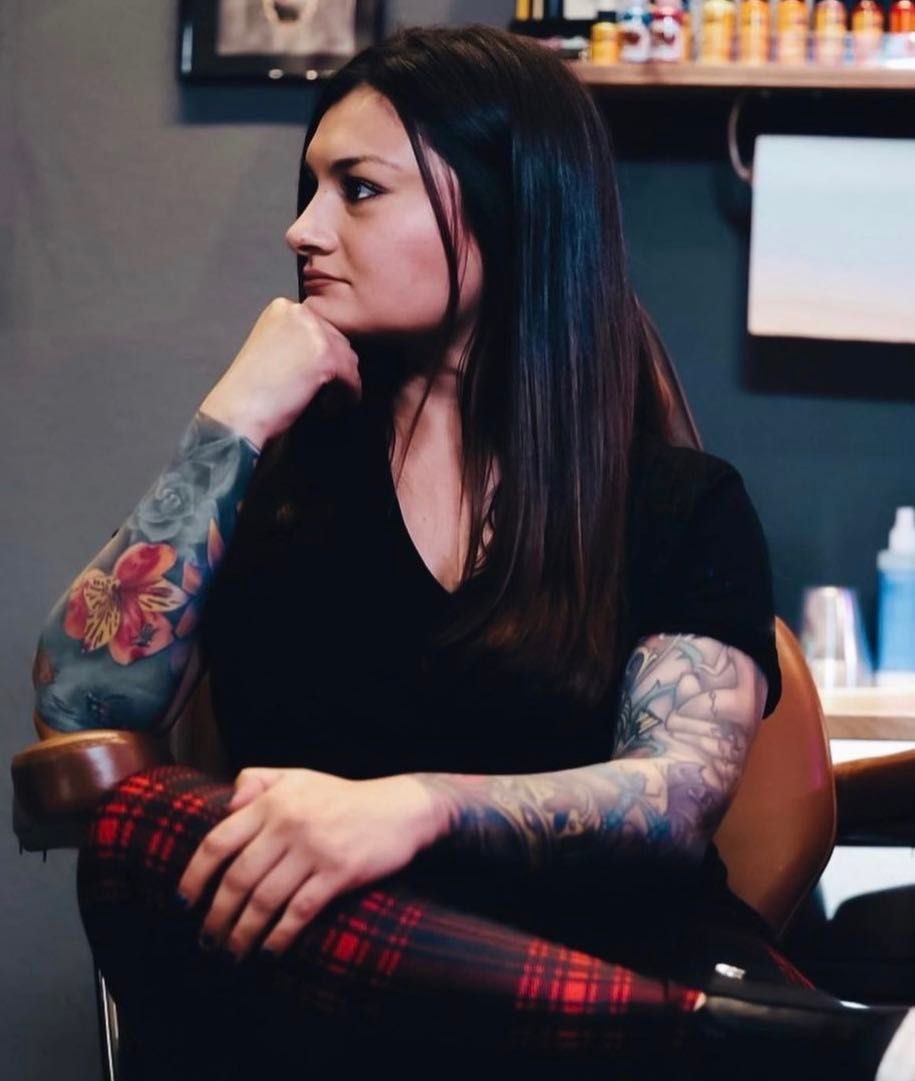 Kelly • Tattoo Artist • Book Now • Tattoodo