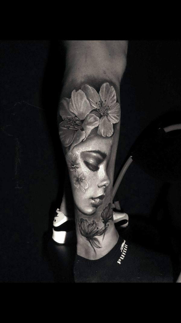 Helen Warren • Tattoo Artist • Tattoodo