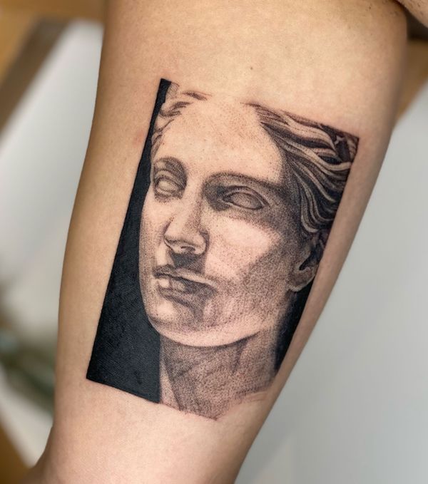 Antonia Sullivan • Tattoo Artist • Tattoodo