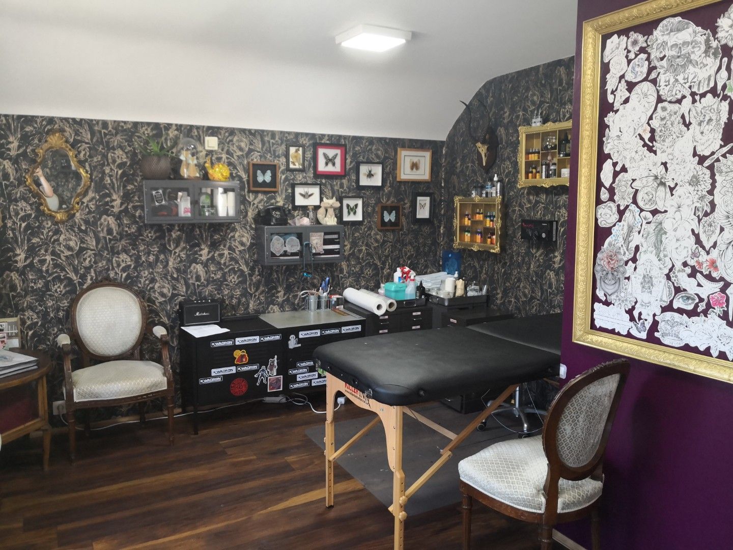 Small tattoo studio ideas - Bronctattooaus.com