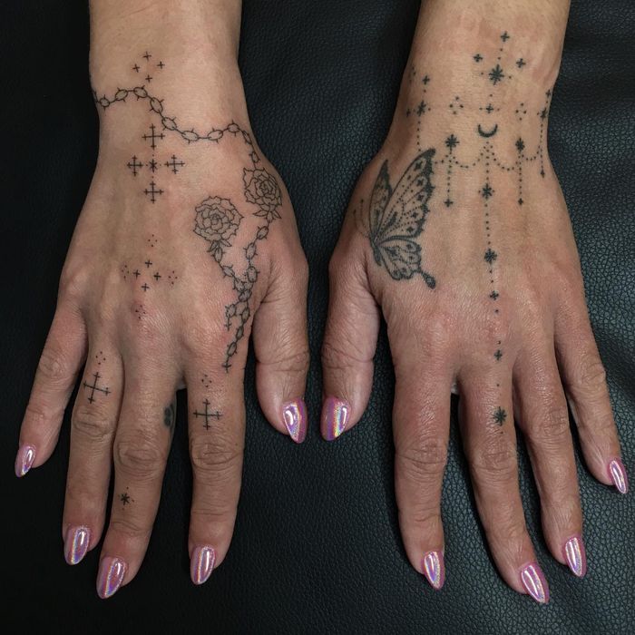 Style Guide: Handpoke or Stick-and-Poke Tattoos • Tattoodo